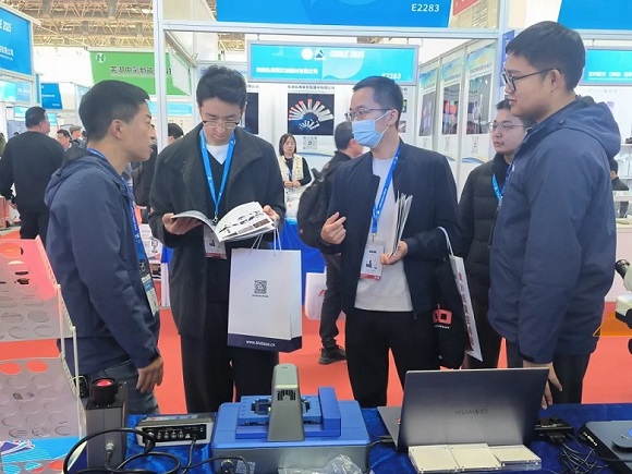 【CISILE 2025回顾】明美光电闪耀展会，助力显微成像科研创新